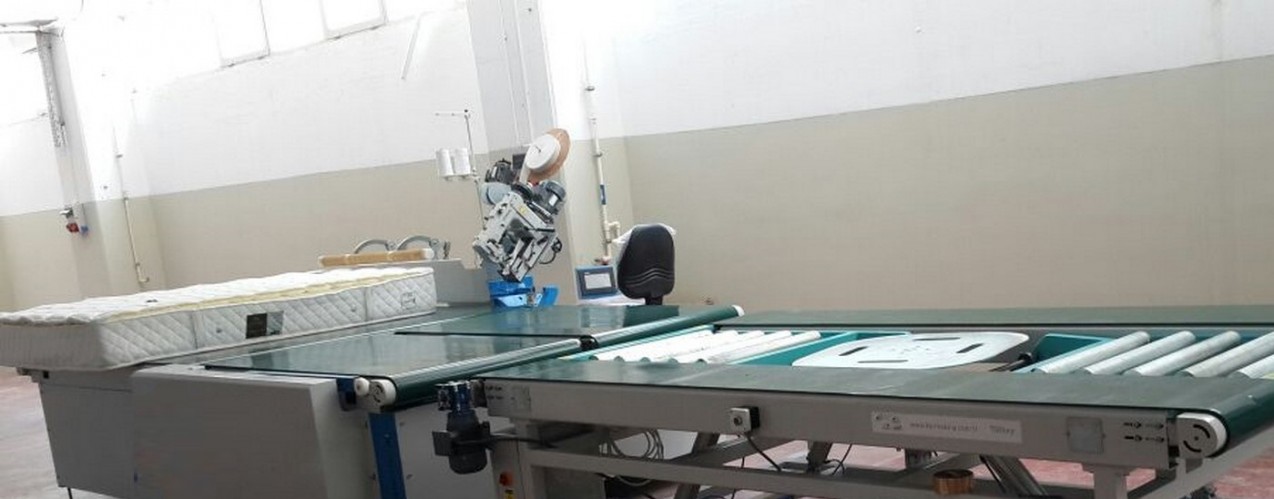 L-2970 AUTOMATIC CONVEYOR TAPE EDGE MACHINE MODEL 2000 (2) | 44 years ...